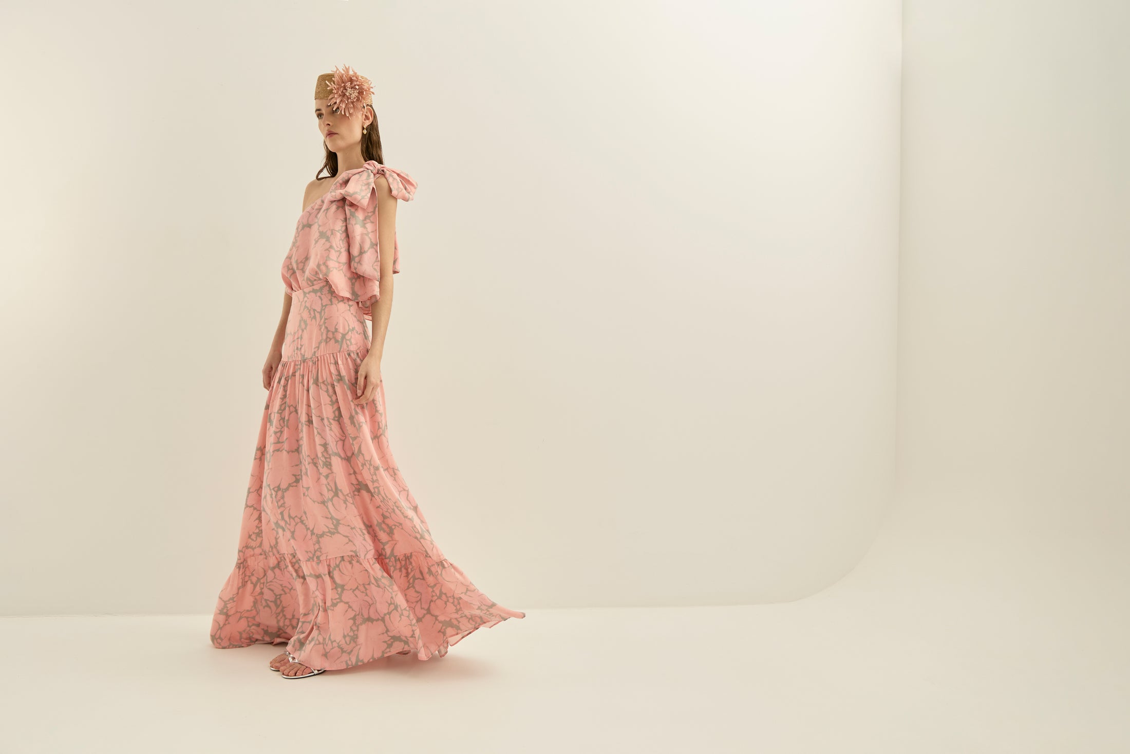 Bruna | Online store for dresses and accessories for guests