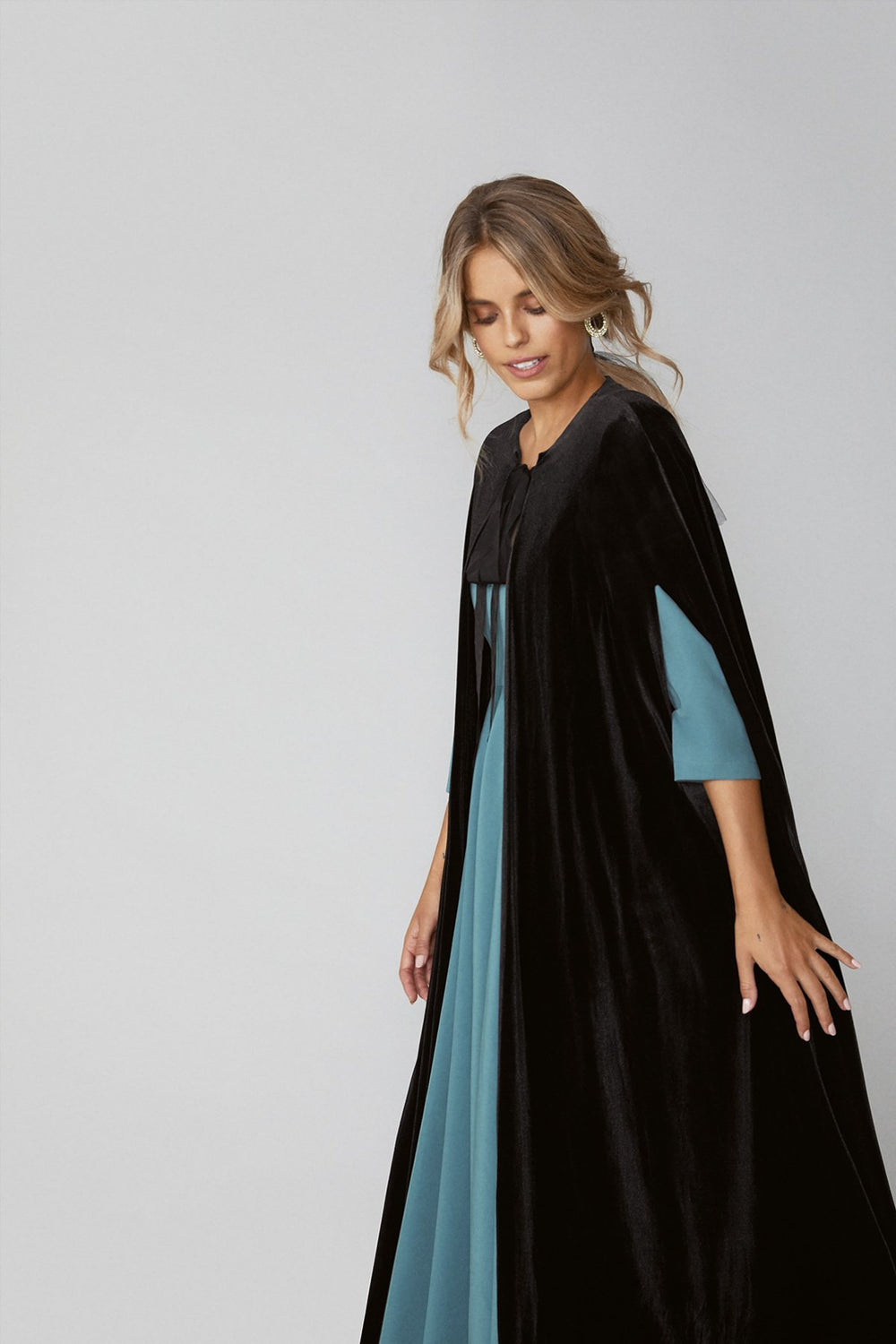 Capas de mujer para bodas – Bruna